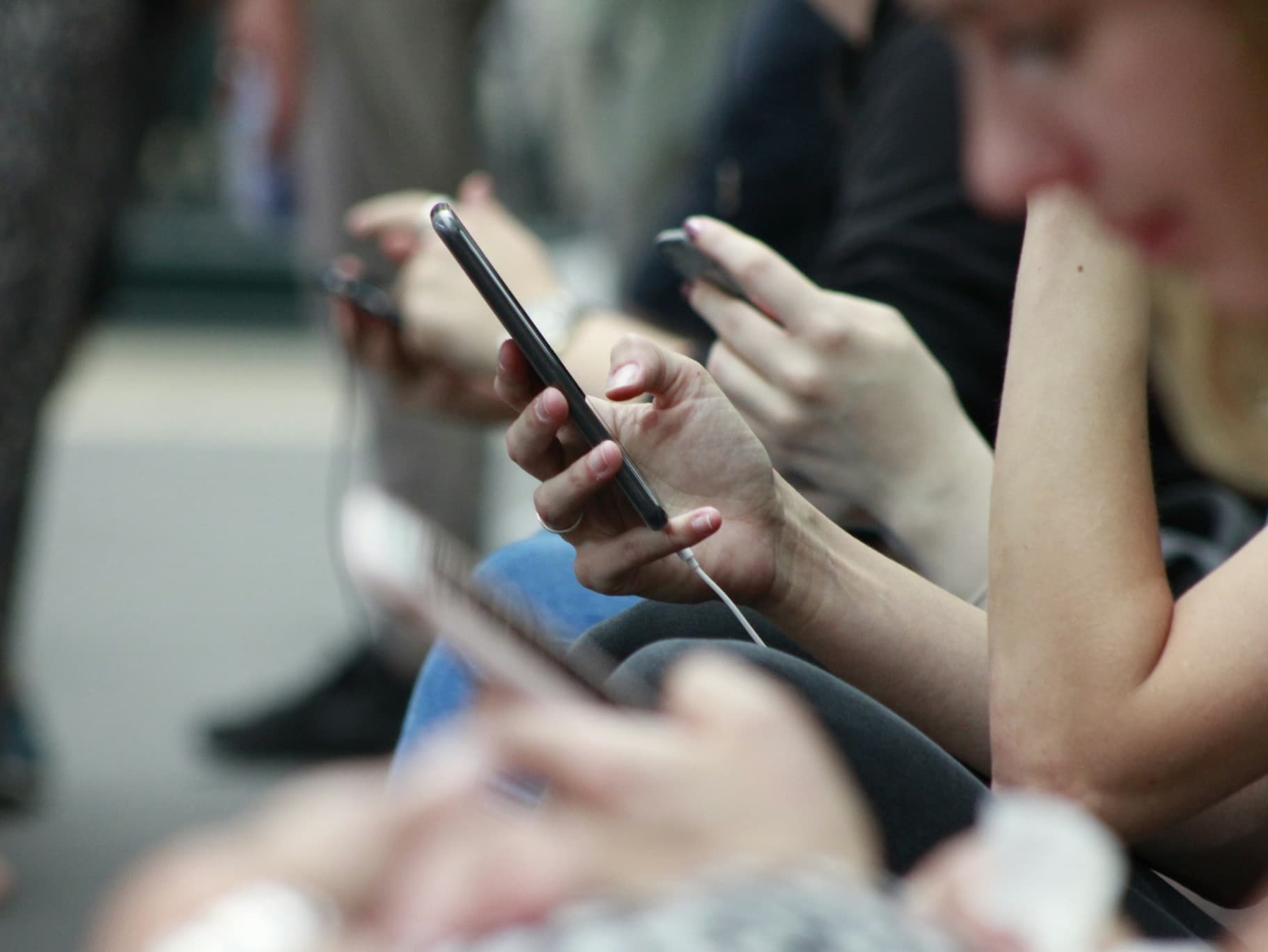 Tips To Overcome Phone Addiction