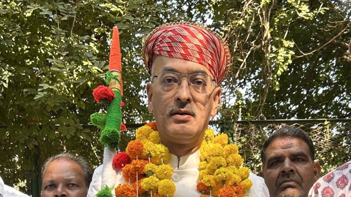 Rajasthan: राणा सांगा विवाद पर राणा के वंशज ने की ये मांग | Rana sanga ...