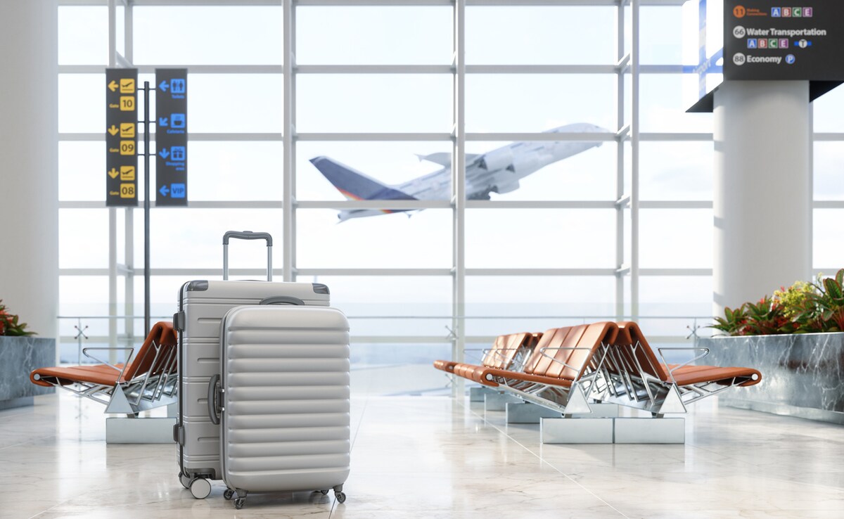 5 Best Carry-On Travel Bags To Arrive At The Airport In Style