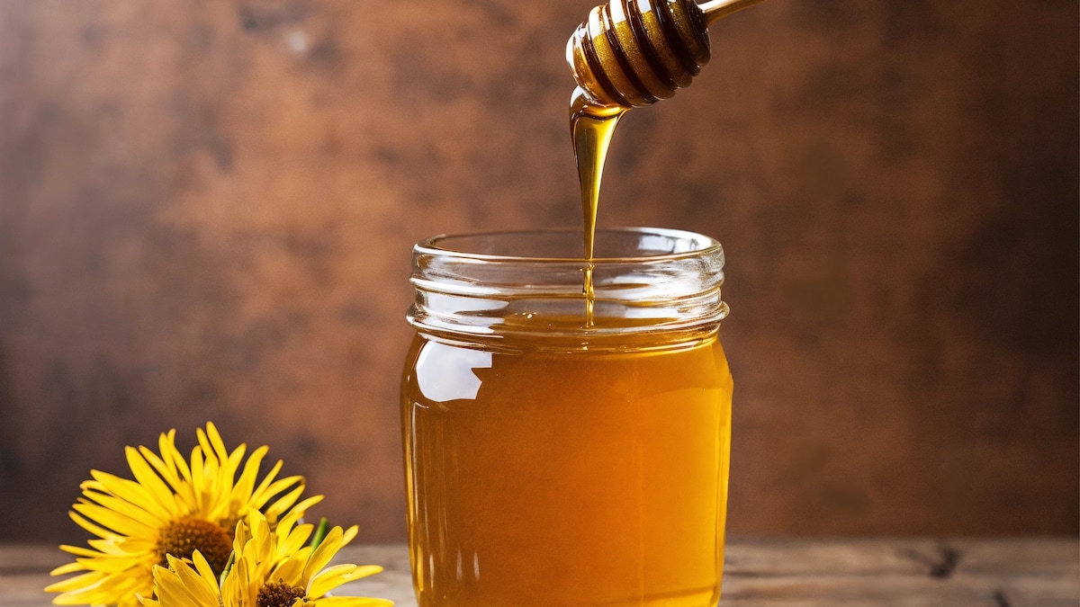 Honey Or Jaggery: Which Sweetener Is Better For Your Weight Loss Diet ...