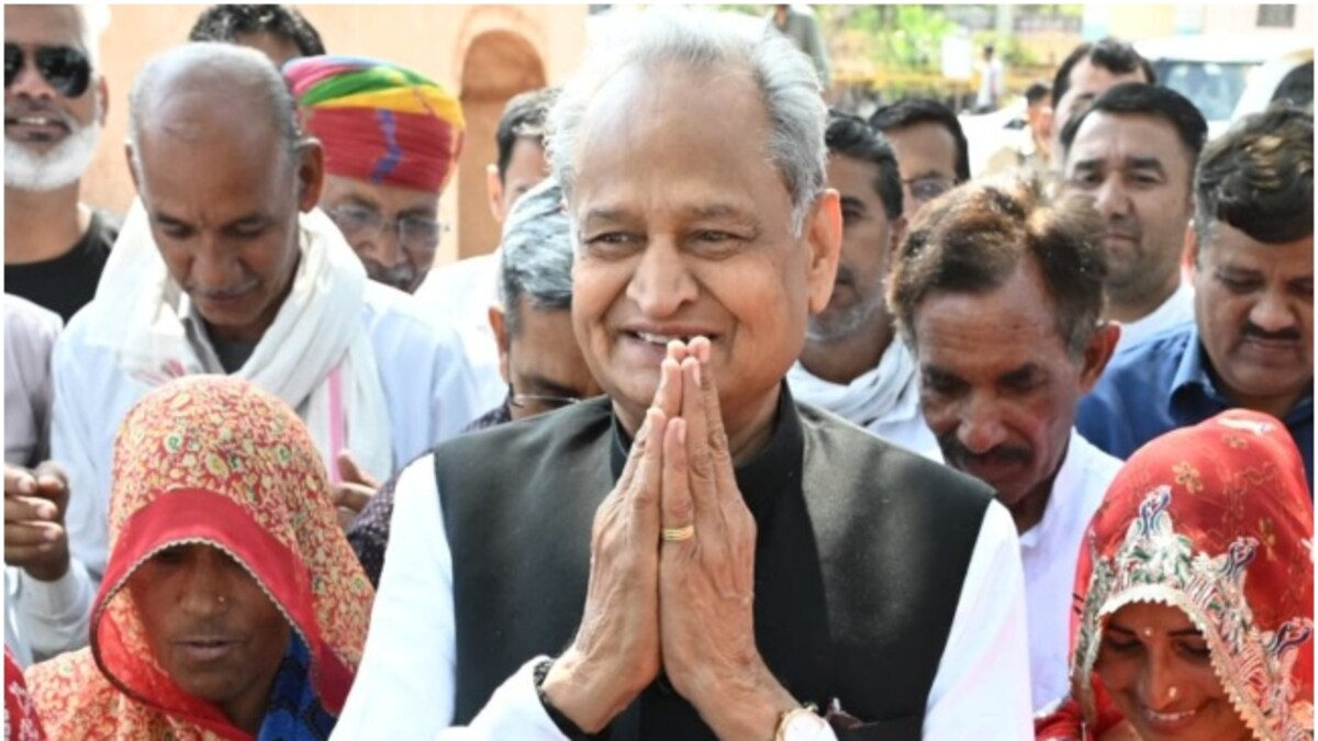 नागपुर हिंसा को अशोक गहलोत ने बताया 'विस्फोटक', राजस्थान के पूर्व सीएम ...