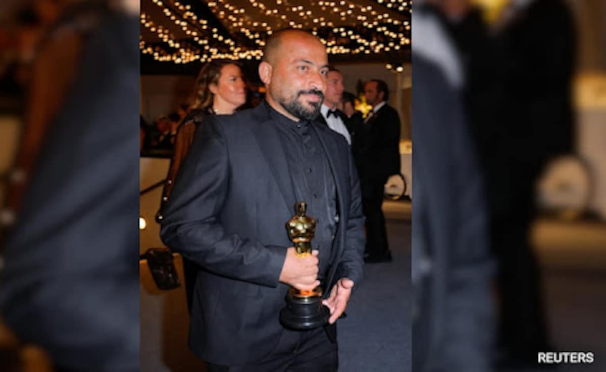 Hamdan Ballal: Israel Releases Oscar-Winning Palestinian Filmmaker ...