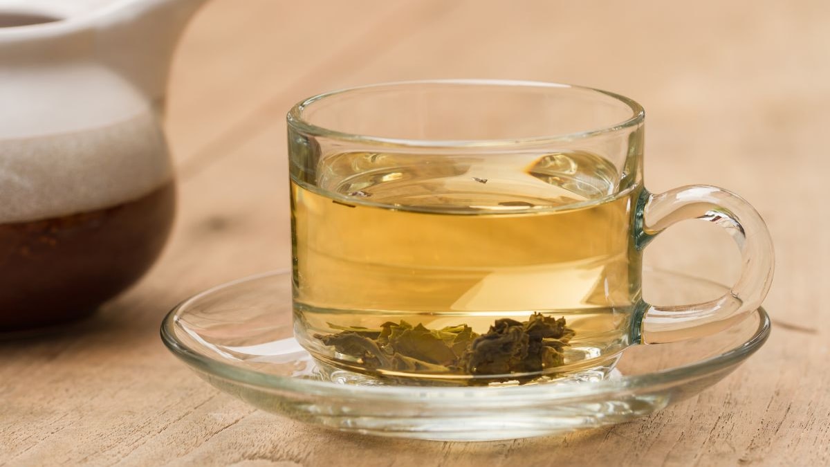 How To Make Guava Leaf Tea To Manage Blood Sugar Levels Naturally ...