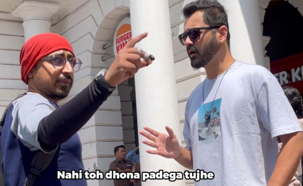 2 young men speak in Marathi to Delhi people What will happen Funny ...