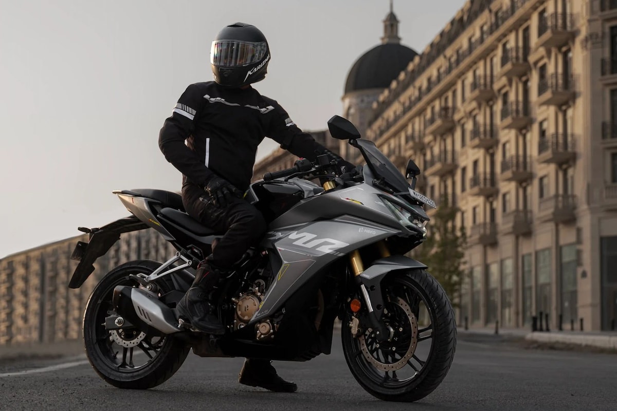 2025 Karizma XMR 210 Launched With Extended Feature List; Check Deets
