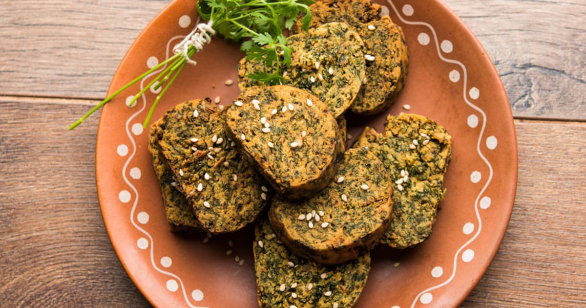 Maharashtrian Recipe | Maharashtrian Snack | How To Make Kothimbir Vadi