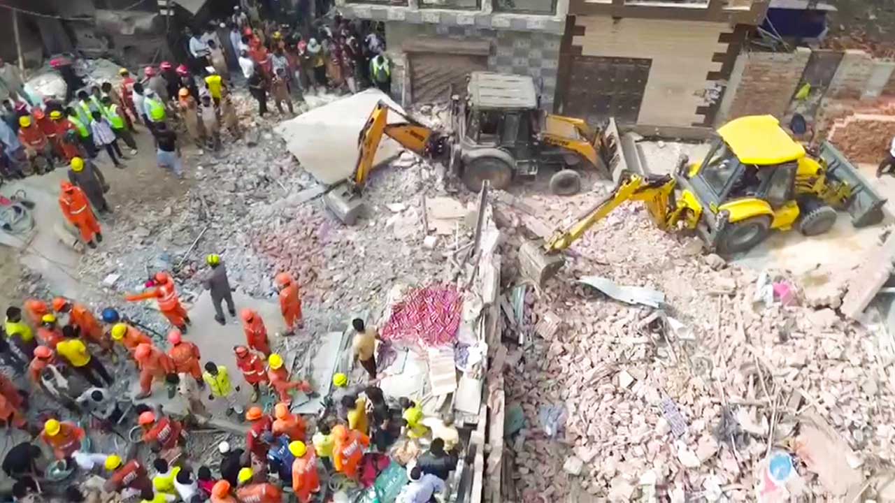 11 Dead In Delhi Building Collapse, PM Announces Aid For Victims' Families