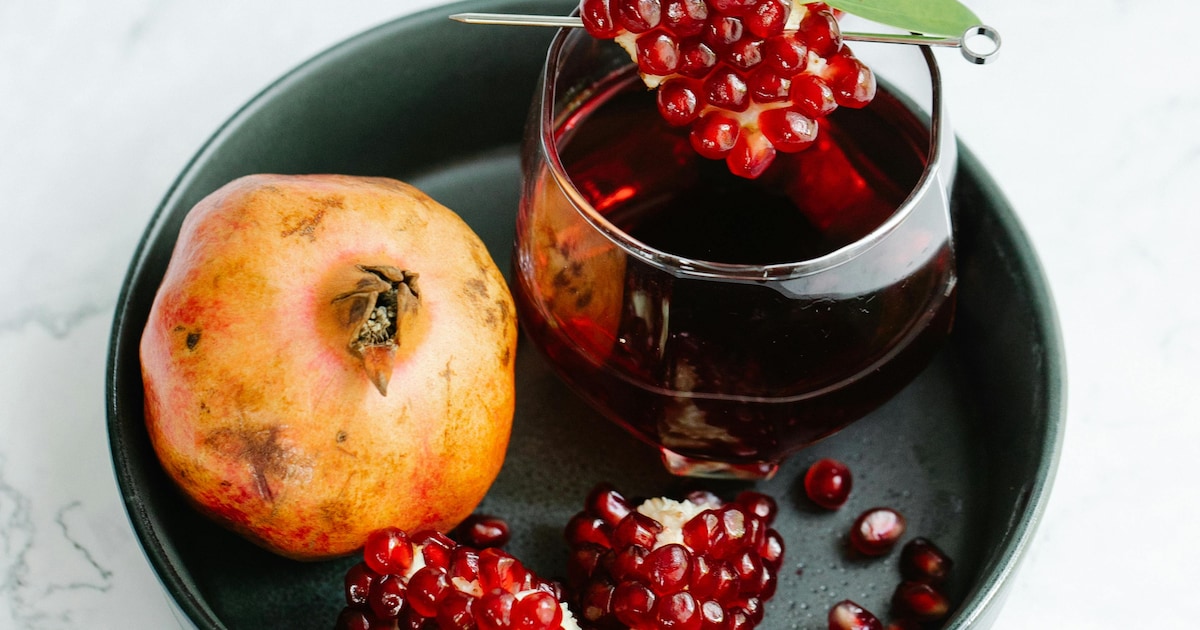 Benefits Of Drinking Pomegranate Juice In Morning