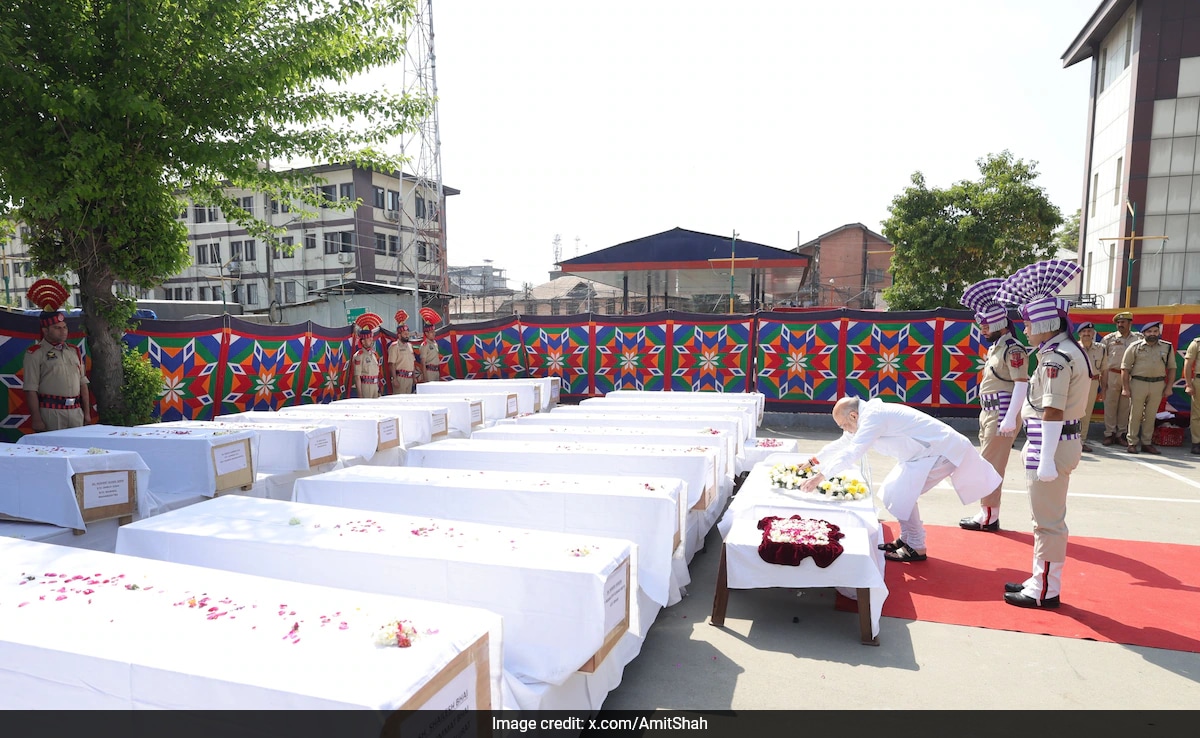 Pahalgam Attack: Video Shows Tears, Anguish As Amit Shah Meets Jammu and Kashmir Terrorist ...