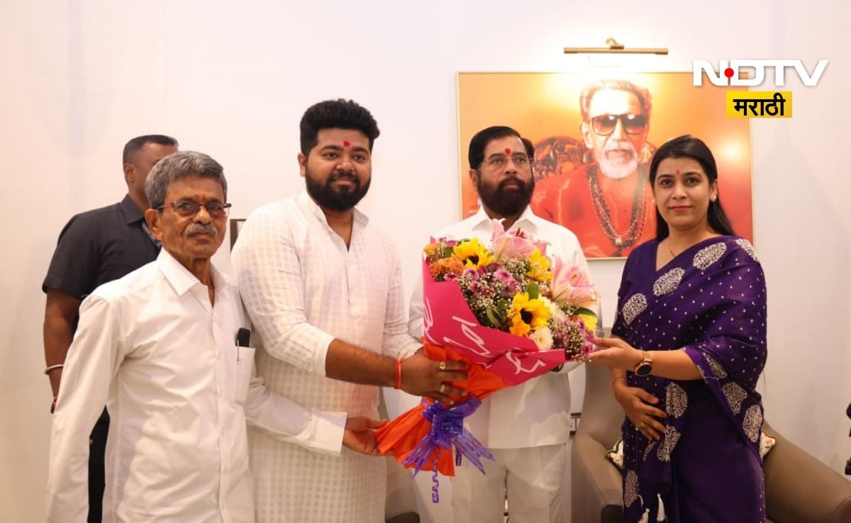 Former corporator Harshad Prakash Karkar and Diksha Harshad Karkar ...