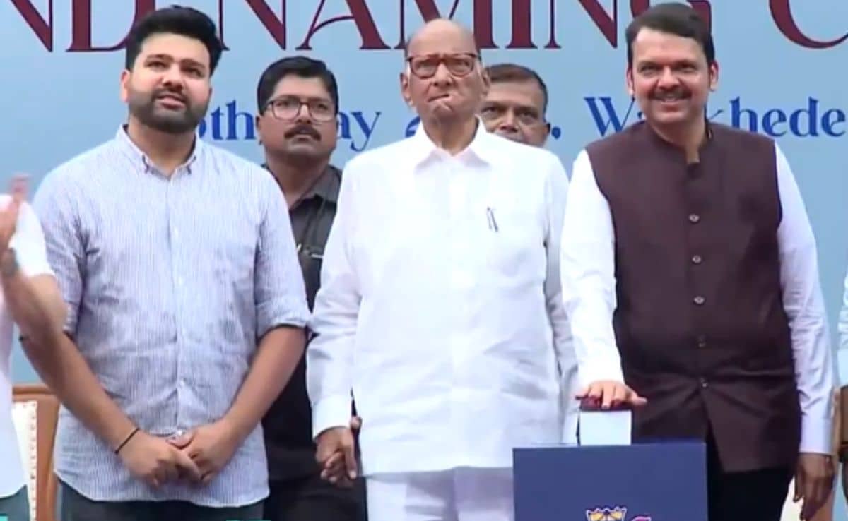 cm-devendra-fadnavis-praises-sharad-pawar-for-his-role-in-indian-cricket-during-mca-event