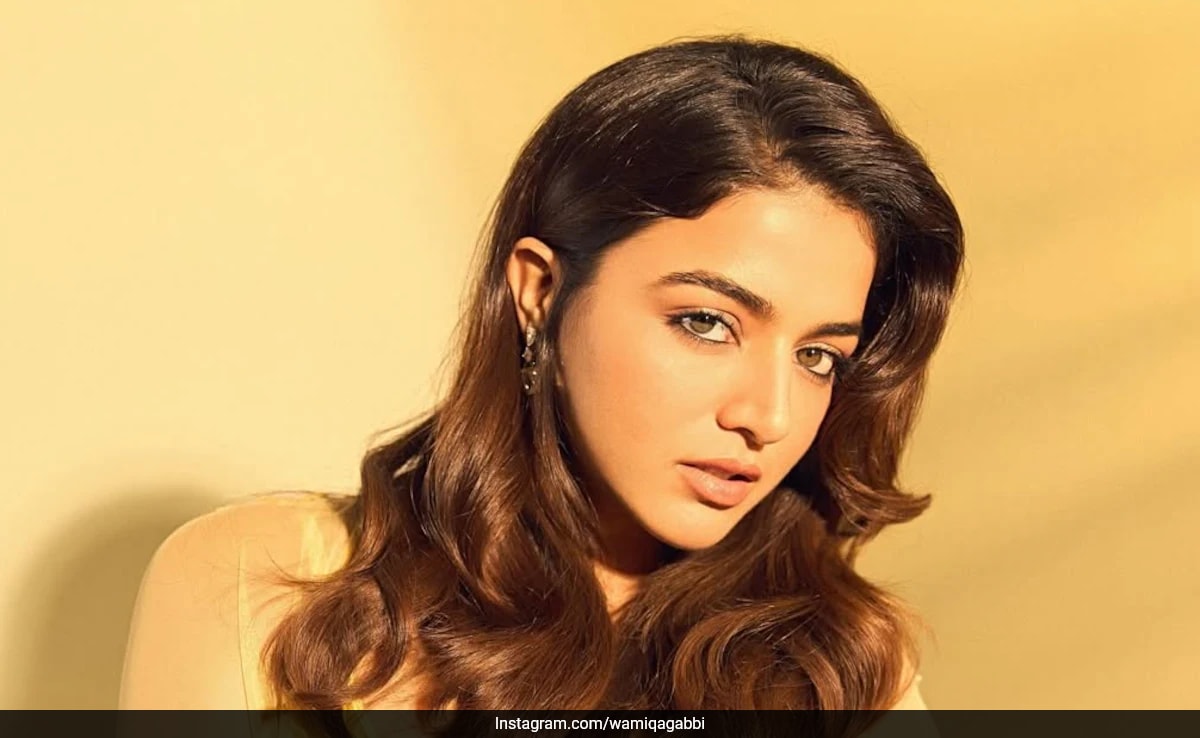 Wamiqa Gabbi's Face Card Is On Point In A Very Demure Golden Glam Avatar