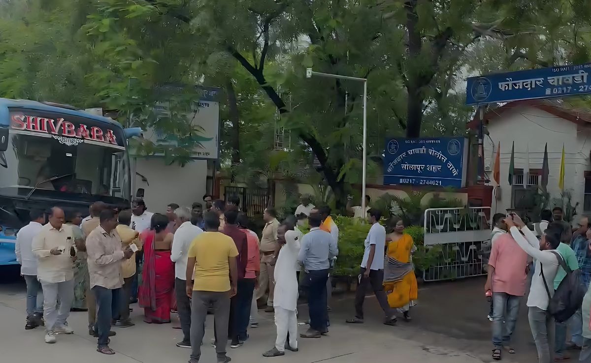 Solapur News Bags missing of devotees who came to Shirdi from Andhra ...