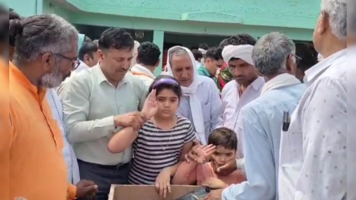 Rajasthan: शहीद कुलदीप पूनिया का पैतृक गांव सादुलपुर में हुआ अंतिम ...