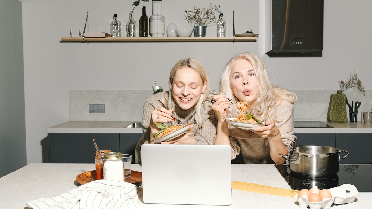 Mothers Day 2025: 5 Wholesome Dinner Ideas Your Mom Will Love - NDTV Food
