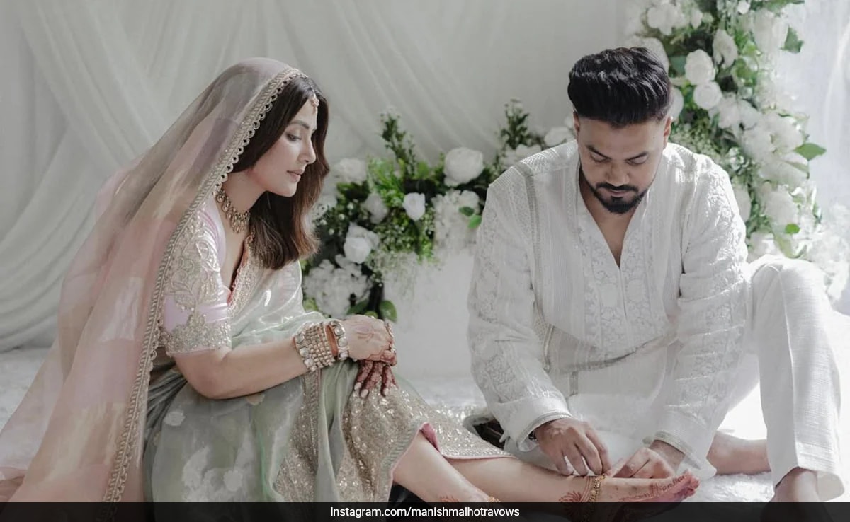 Hina Khan And Rocky Jaiswal's Manish Malhotra Wedding Looks Radiate Minimalist Elegance