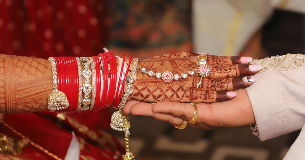 8 Bridal Bangles Worn Across The Country