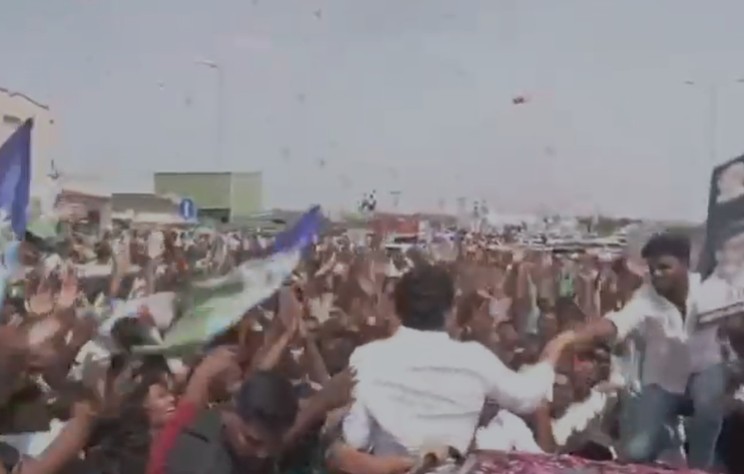 Jagan Mohan Reddy Named As Accused After His Car Runs Over Man