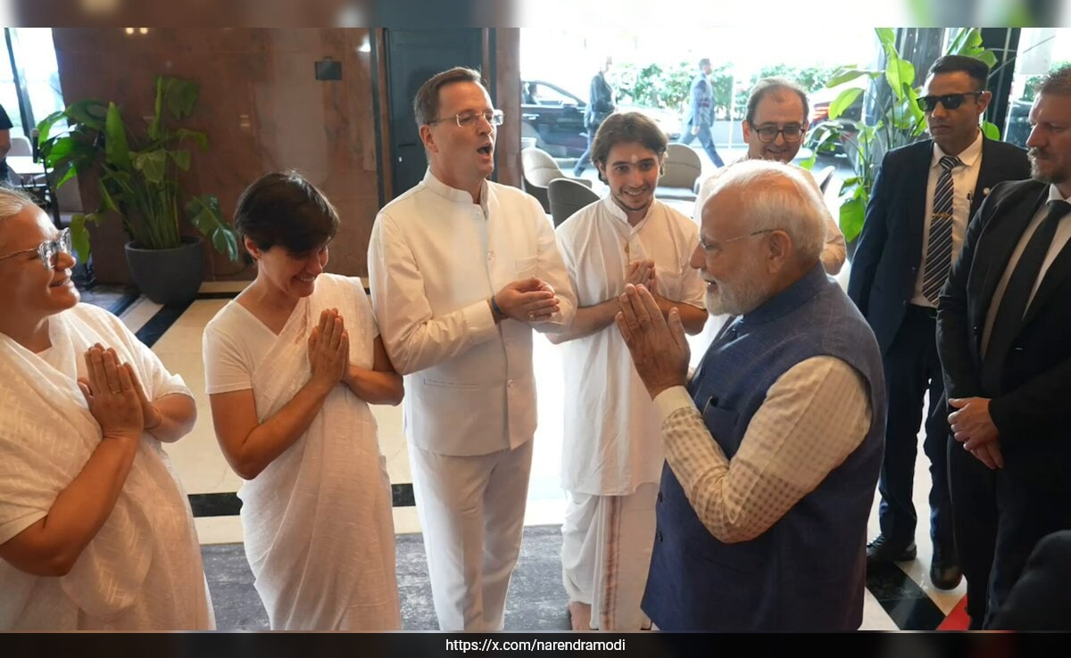 Watch: PM Narendra Modi Welcomed With Gayatri Mantra In Croatia's ... Watch: PM Narendra Modi Welcomed With Gayatri Mantra In Croatia's ...