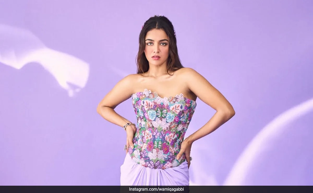 Wamiqa Gabbi Adds A Butterfly Twist With A Floral Touch To A Pastel Saree