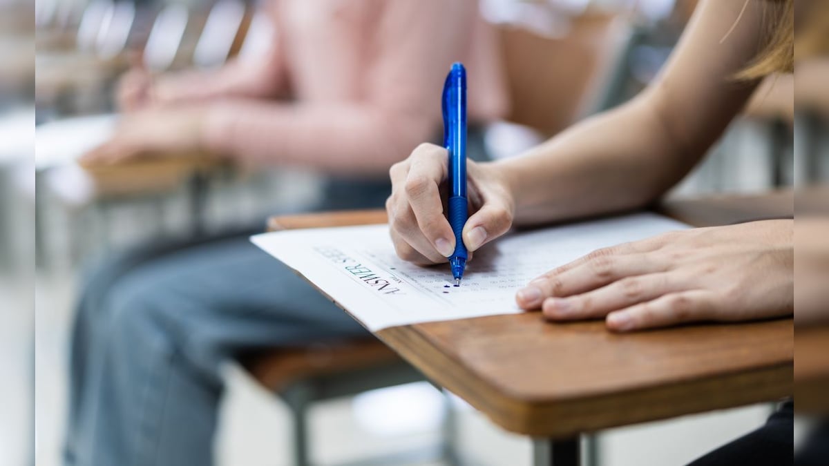 CBSE ने डेटशीट में किया बदलाव, 3 मार्च को होने वाली 10-12वीं की परीक्षा ...