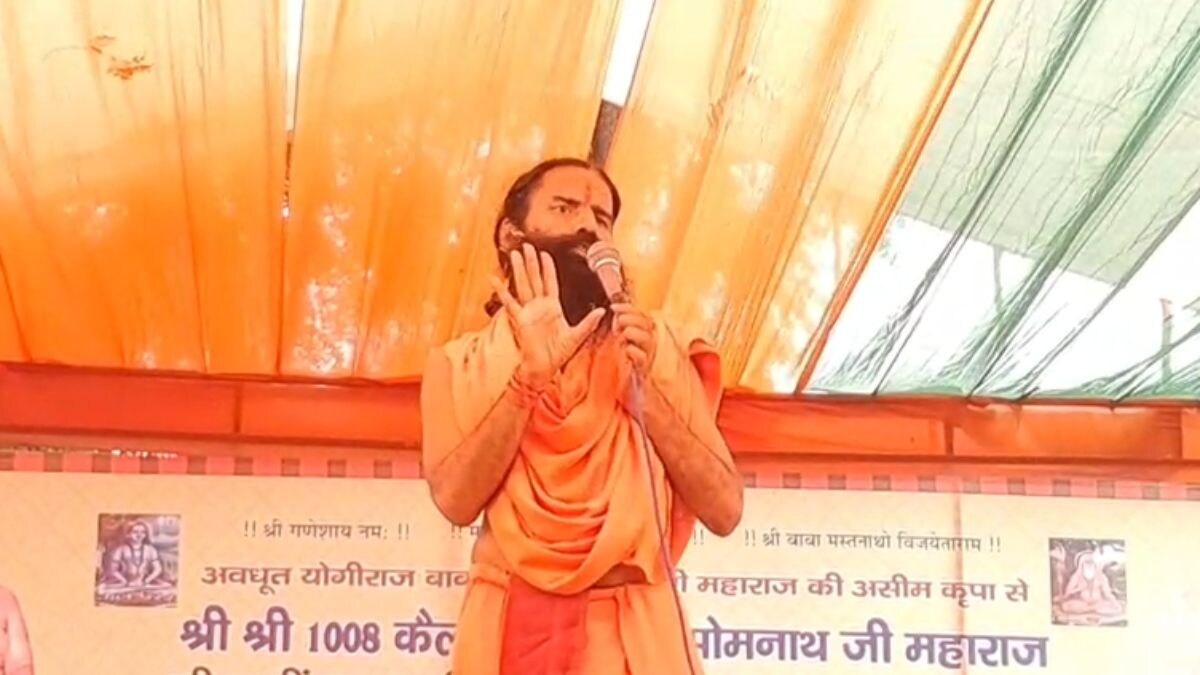 Rajasthan: "सनातन धर्म को एक बताने वाले उल्‍टे काम कर रहे हैं", खुलकर ...