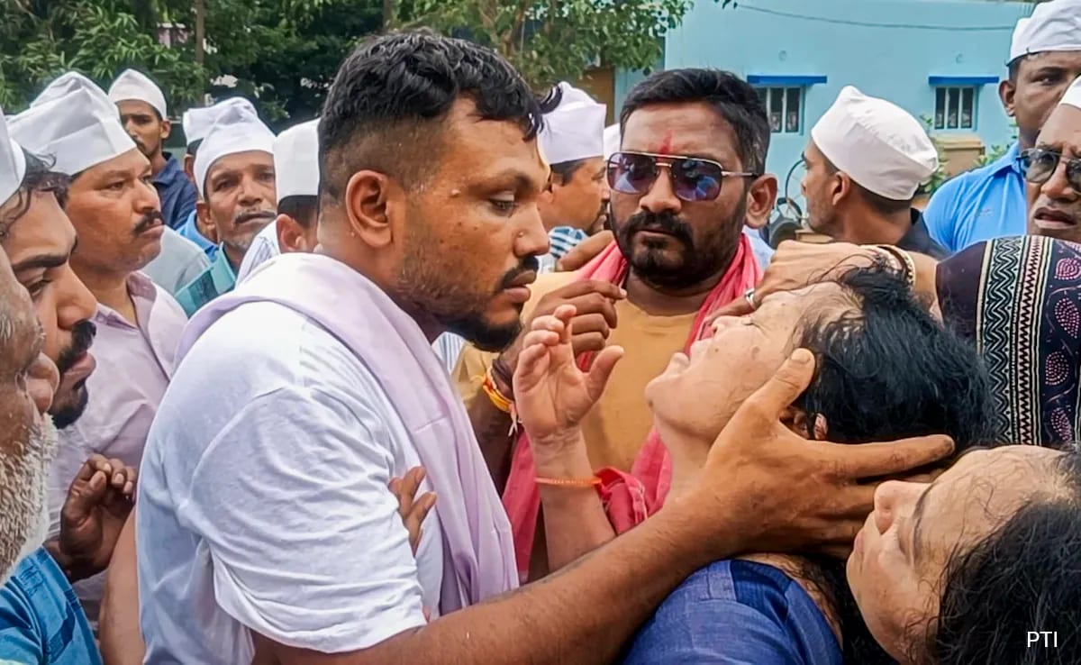 Air India Ahmedabad-London Plane Crash's Sole Survivor, Vishwas Kumar Ramesh, Attends Brother's ...