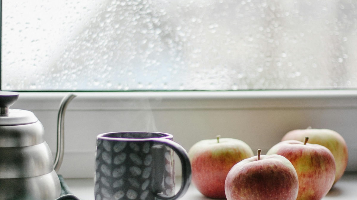 7 Kitchen Tips For Monsoon That Will Make Cooking A Breeze On A Rainy ...