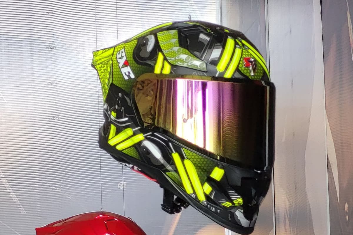 Steelbird SXE Helmet Launched With TPE Energy Absorbent; Check Price