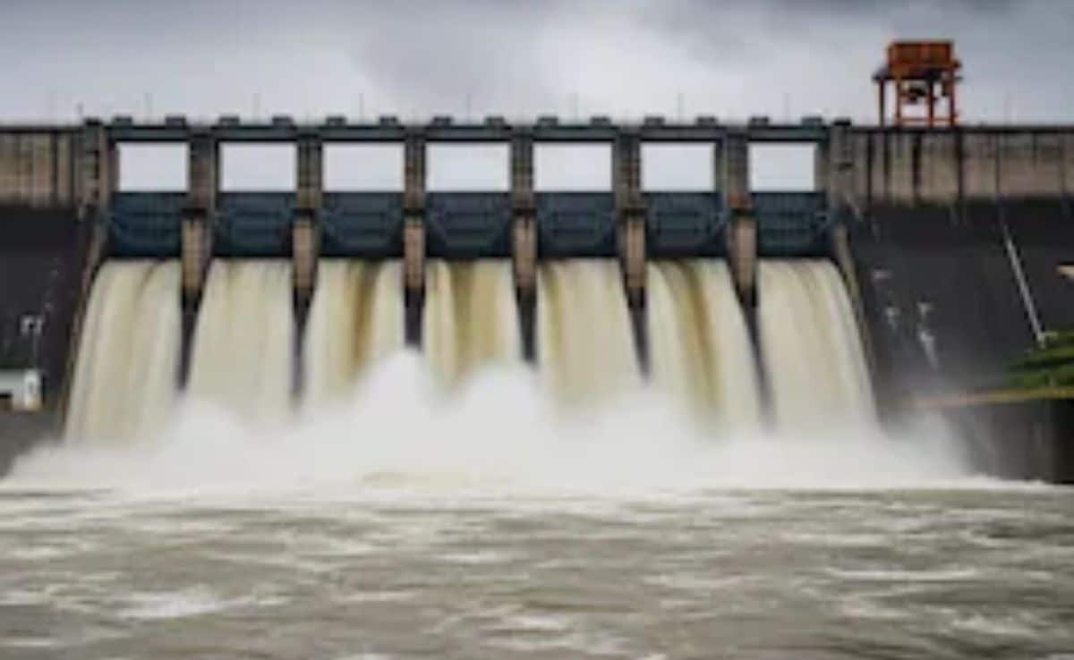 Pune dams water levels update pawana and bhatghar dams experience rapid ...