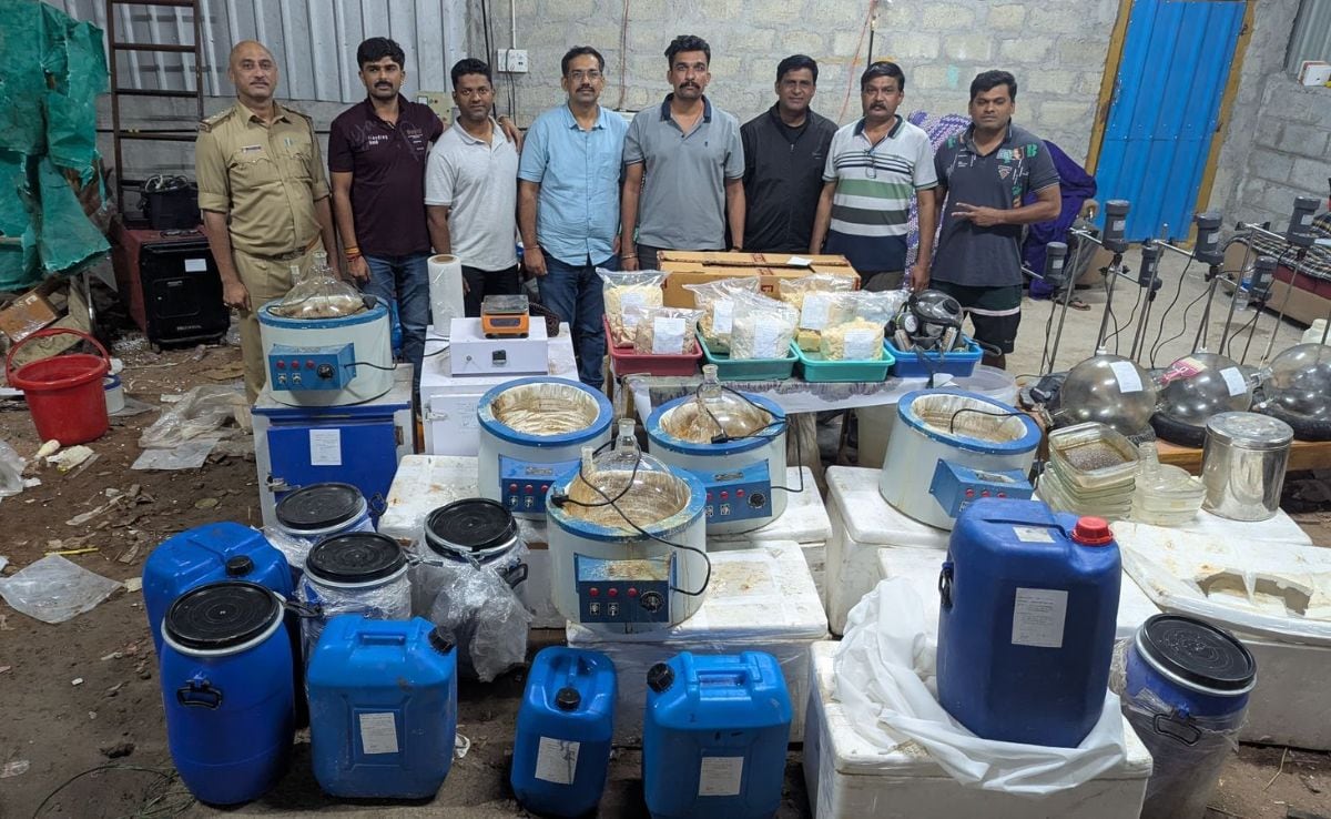 Sakinaka Police busted MD drug factory running in Mysore, Karnataka and ...