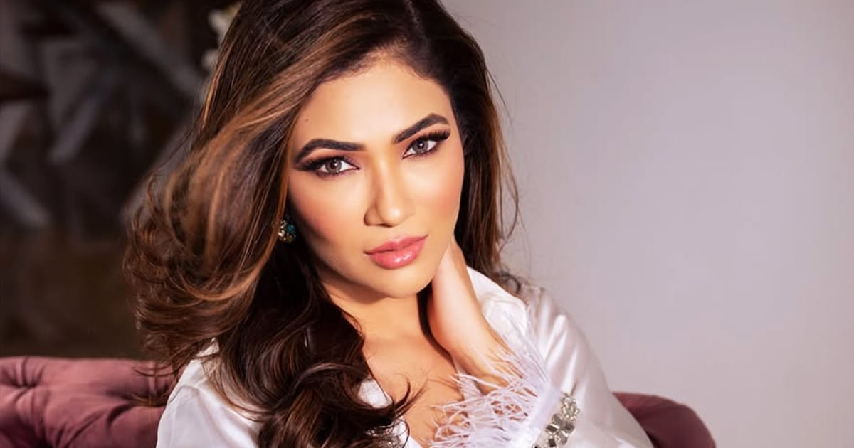 Ridhima Pandit Slays the Satin Game