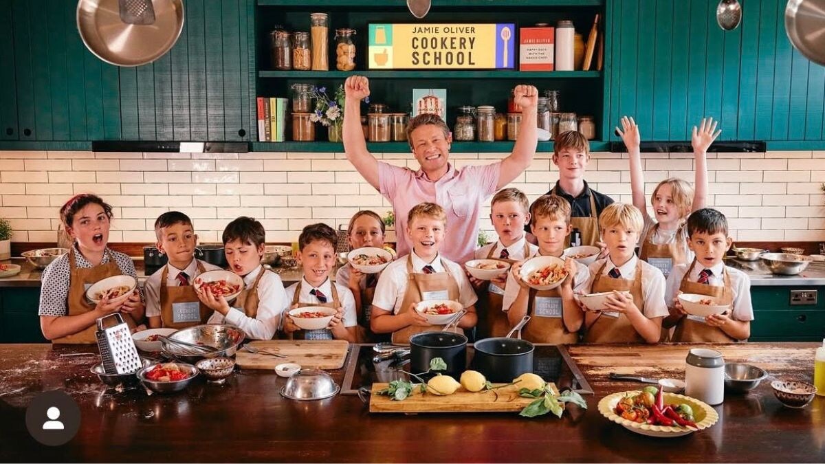 Chef Jamie Oliver | Know All About Chef Jamie Oliver at NDTV Food