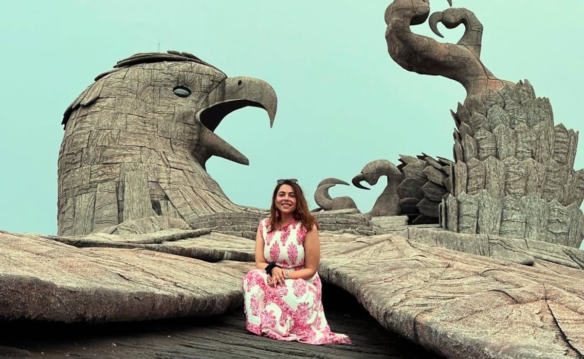 Maanvi Gagroo Visits Jatayu Earth's Centre In Kerala, Says It's "Well ...