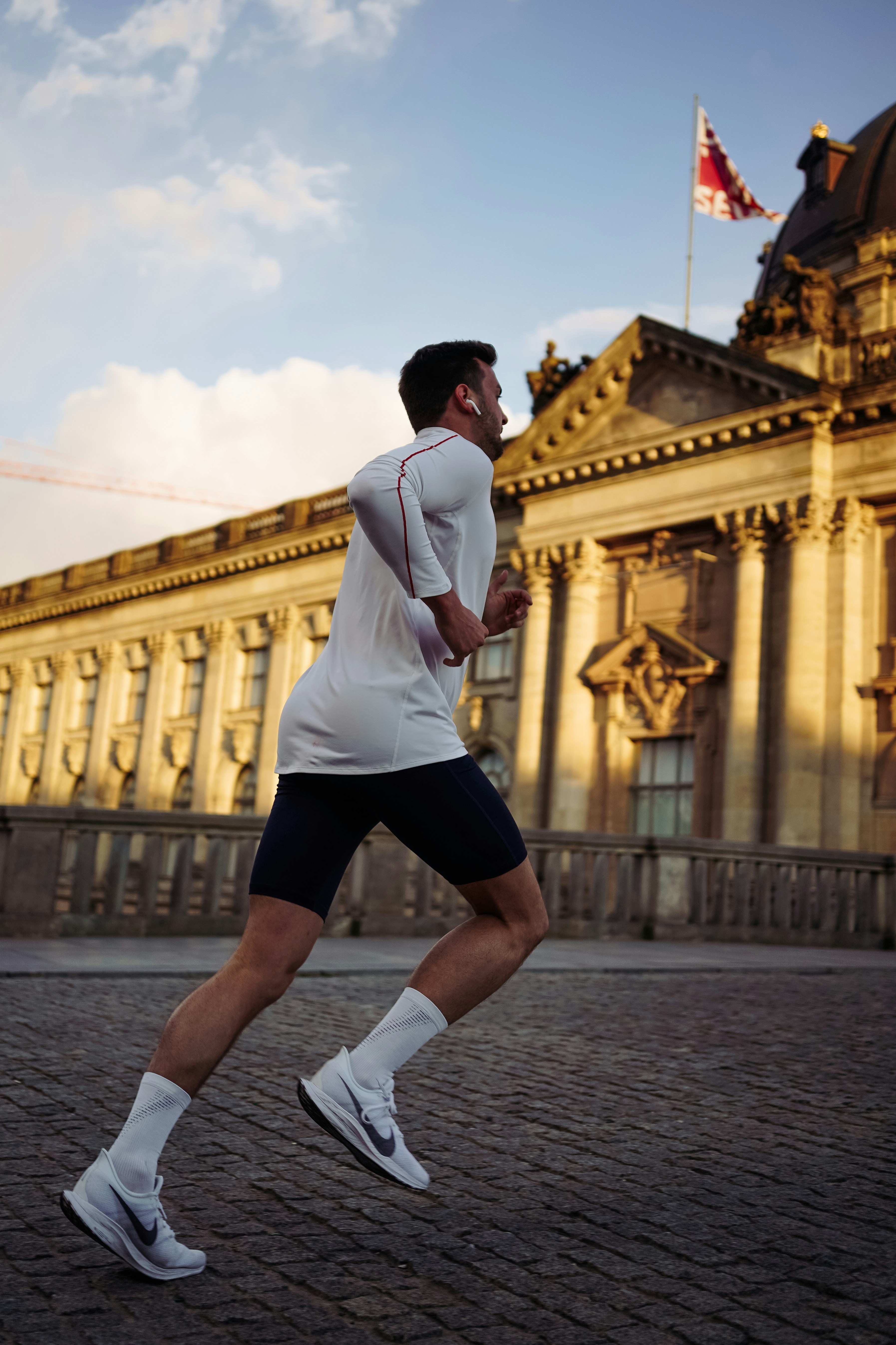 Ready To Start Running? Follow These 10 Tips For Beginners