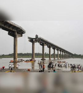 bridge collapse in gujarat