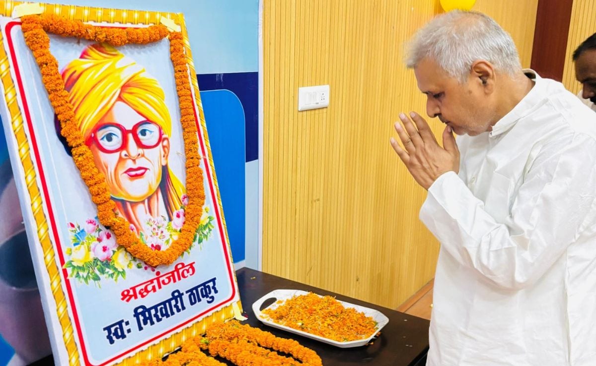 Who is Bhikhari Thakur? Demand for 'Bharat Ratna' for Bhojpuri Shakespeare