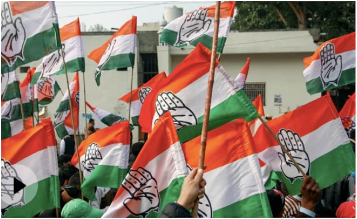 Congress leader Pratibha Shinde resigns from the party Jalgaon News