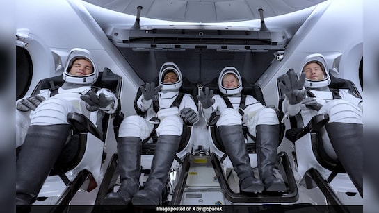 astronaut return timeline