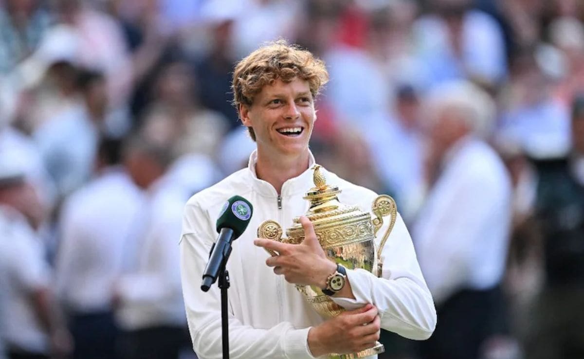 Wimbledon 2025 Final Jannik Sinner beats Carlos Alcaraz to win title