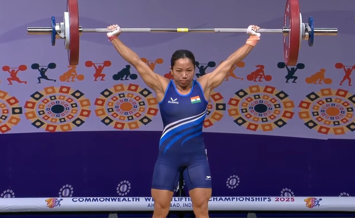 India's Mirabai Chanu Wins Silver At World Weightlifting Championships ...