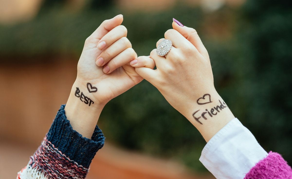 happy friendship day 2025 wishes quotes messages whatsapp facebook ...