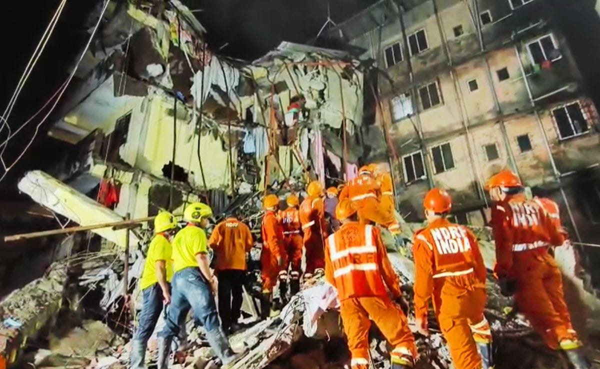 Virar Building Collapse 15 people died ndrf search operation continues