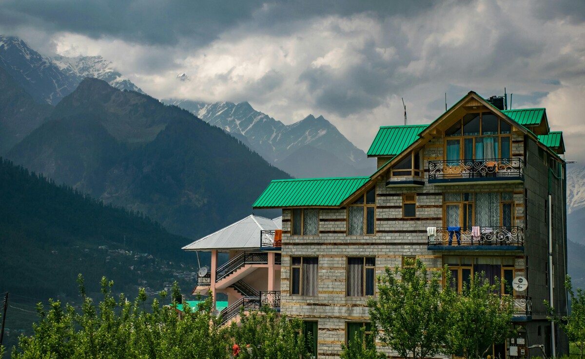 Top Hotels And Resorts From Across India To Enjoy Your Independence Day ...