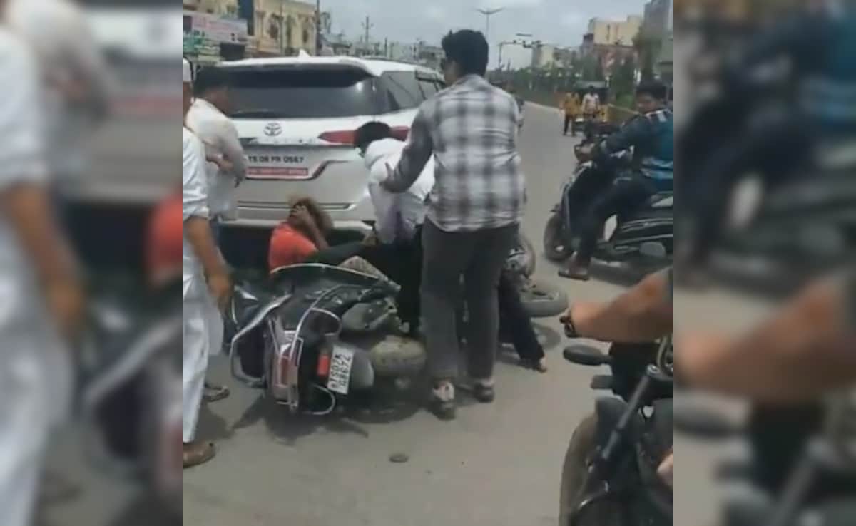 Video: Man Beaten With Bat In Hyderabad Road Rage, Case Against AIMIM Leader