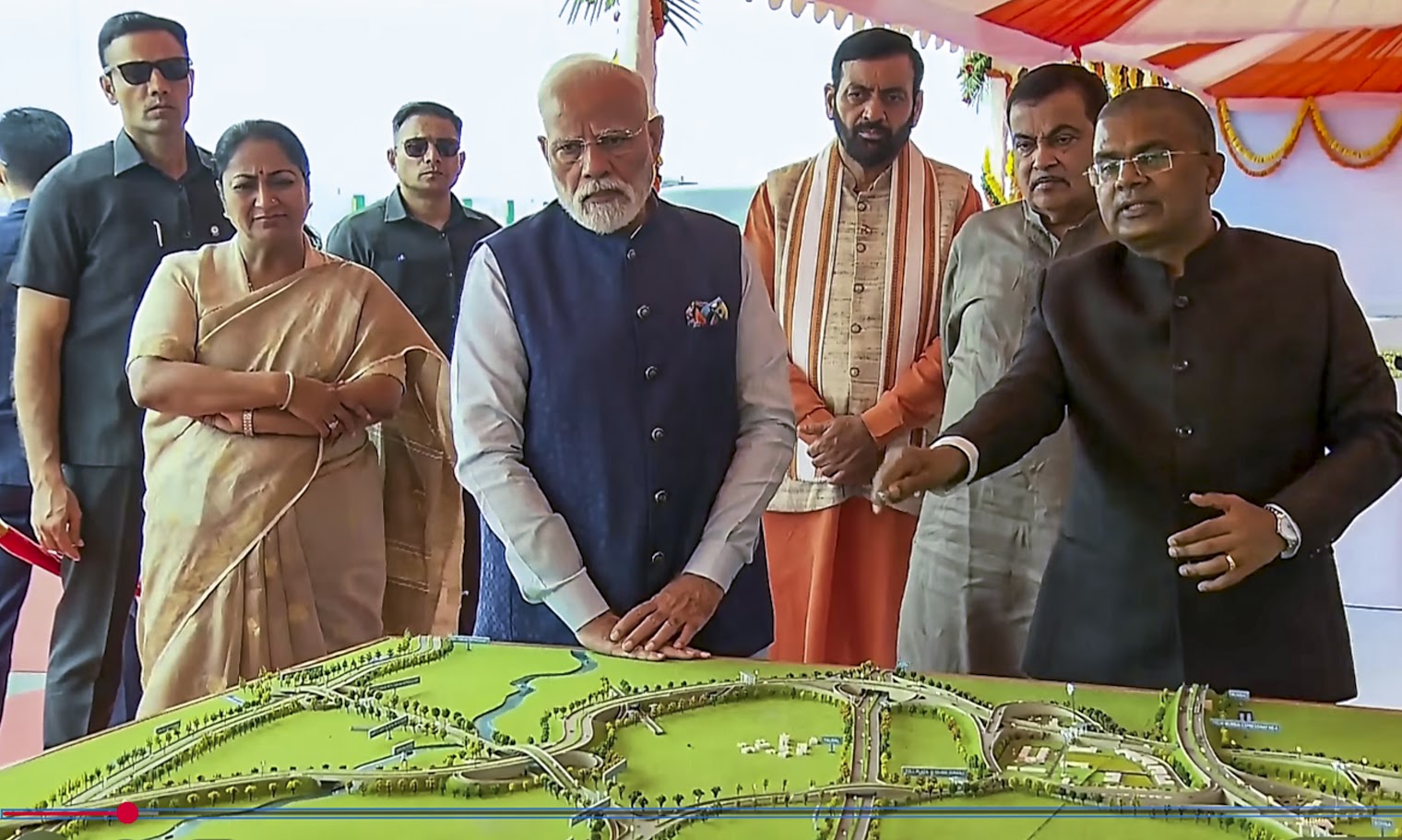 PM Narendra Modi, Dwarka Expressway, Urban Extension Road: PM Modi To ...