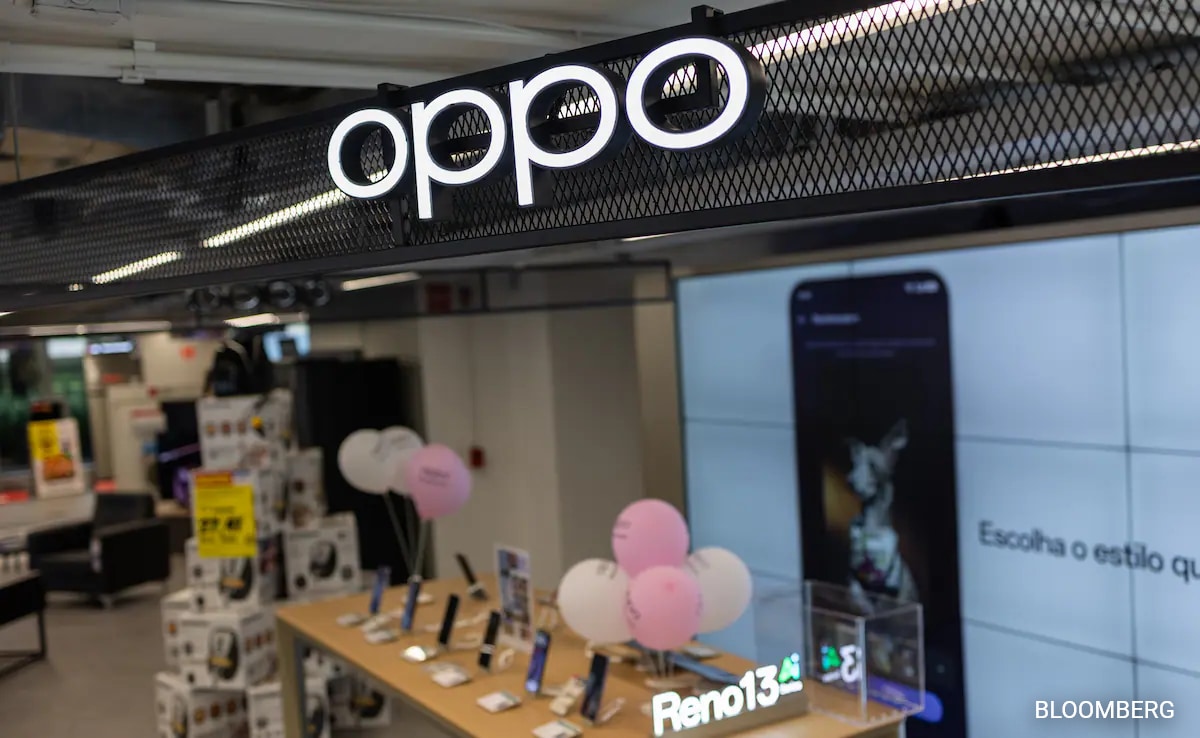 Apple Files Lawsuit Against Oppo For Poaching, Stealing Trade Secrets