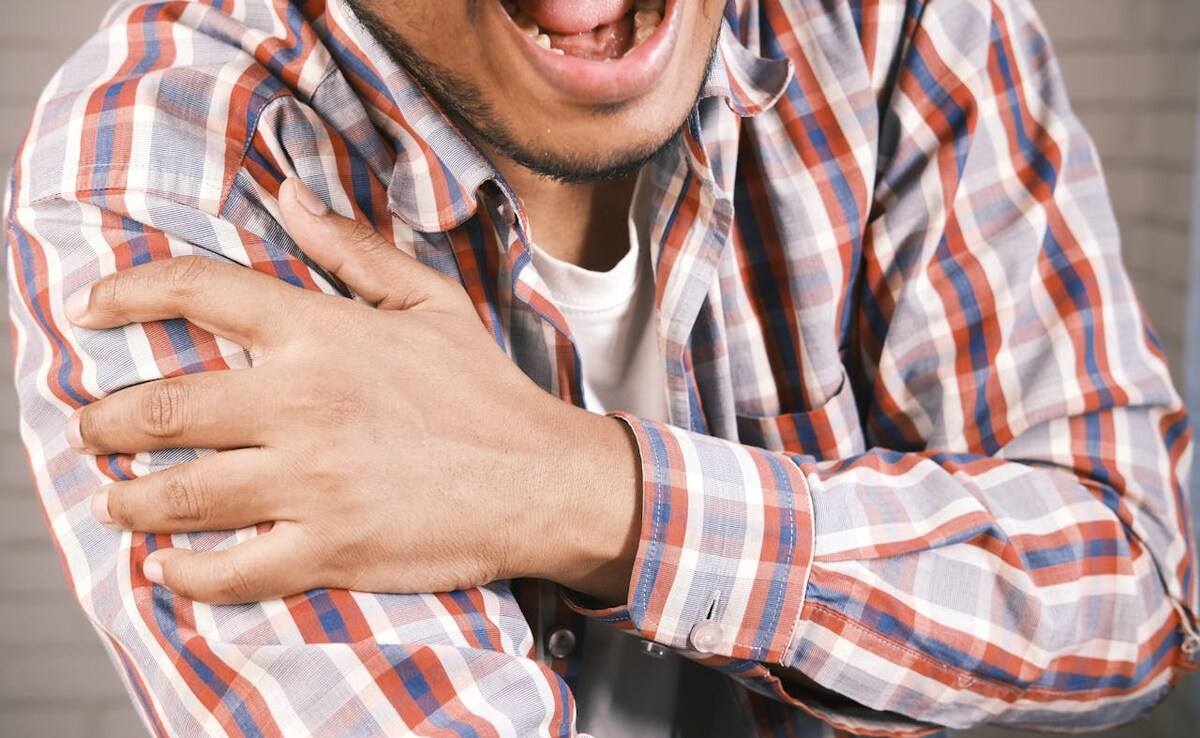 Pain From Shoulder To Elbow? You Might Be Experiencing Referred Pain