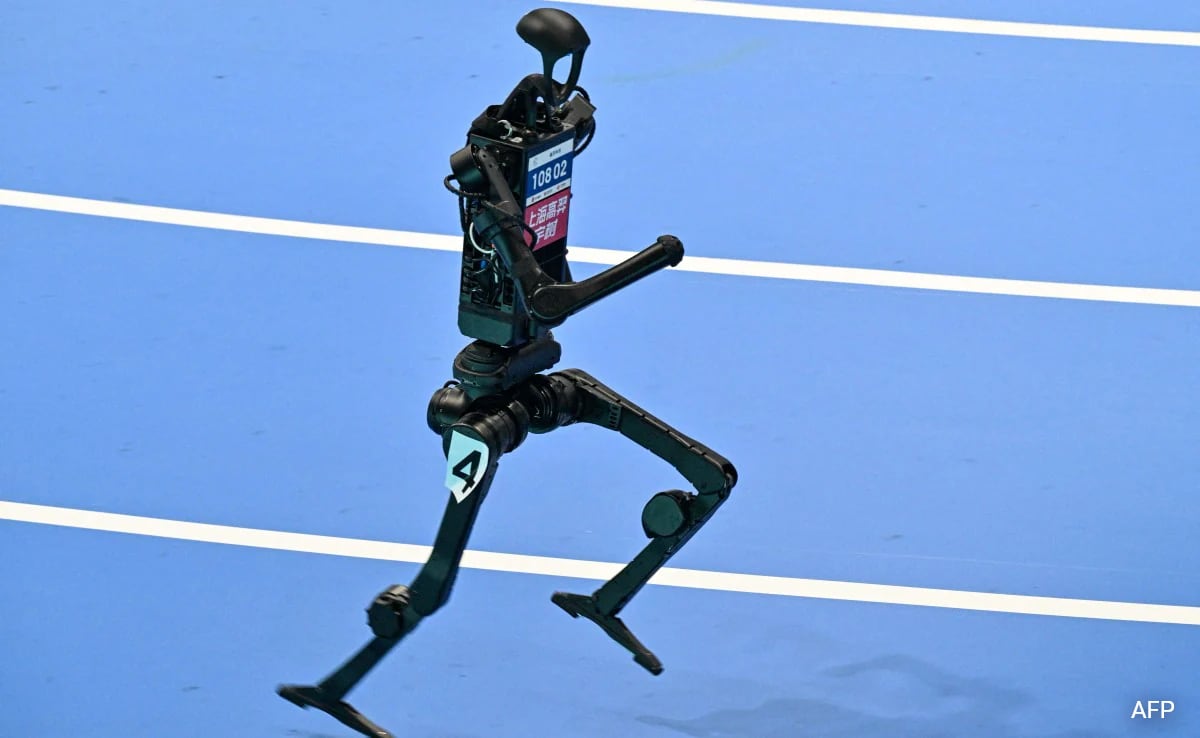 World's First Humanoid Robot Games Begin In China