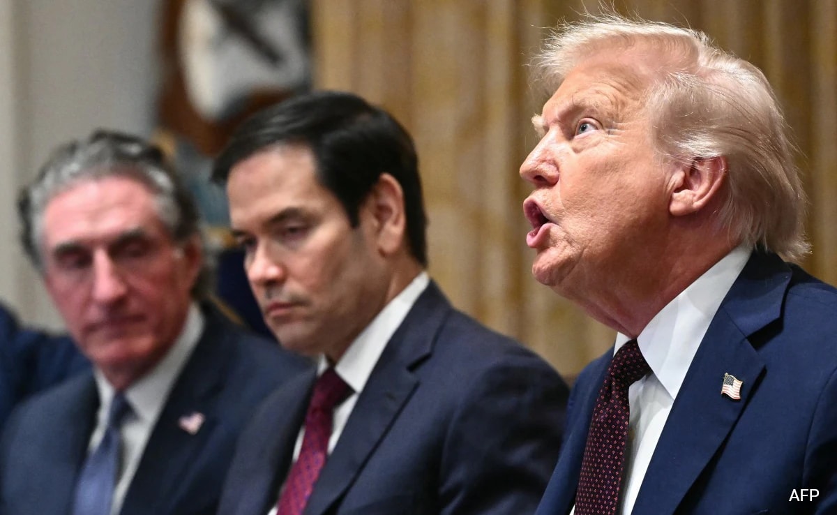 How Trump's Cabinet Turned A Government Meeting Into A Praise Parade
